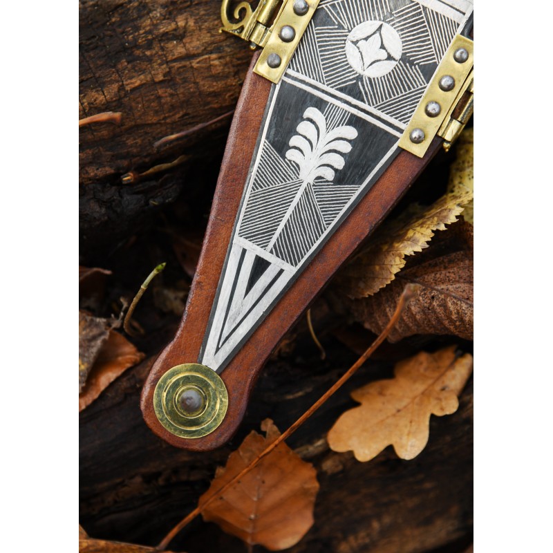 Pugio romano hallado en Vindonissa (Suiza). La Casa del Recreador.