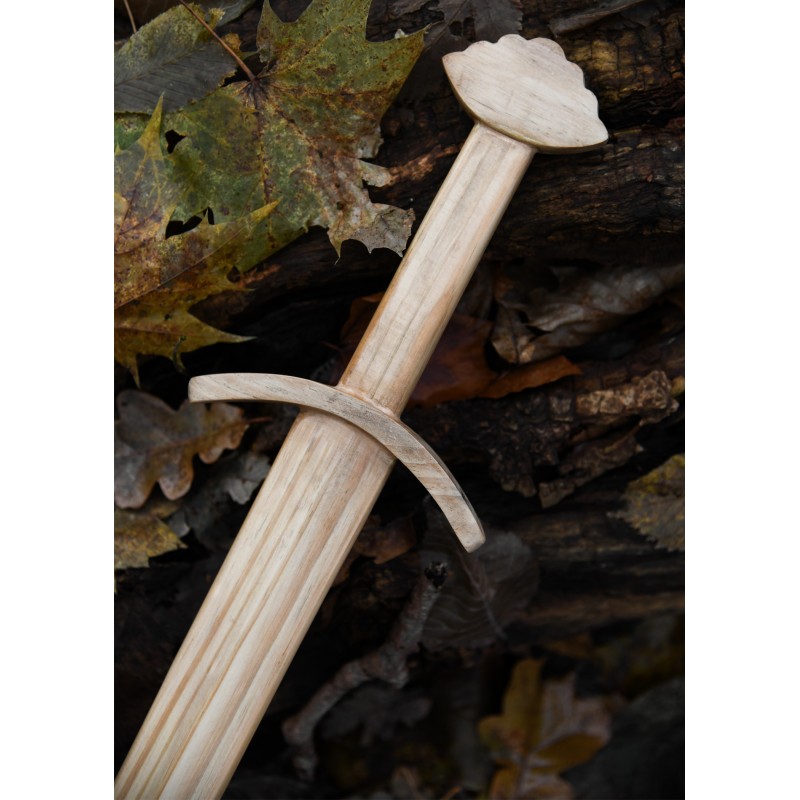 Spada medievale in legno per esercitarsi.