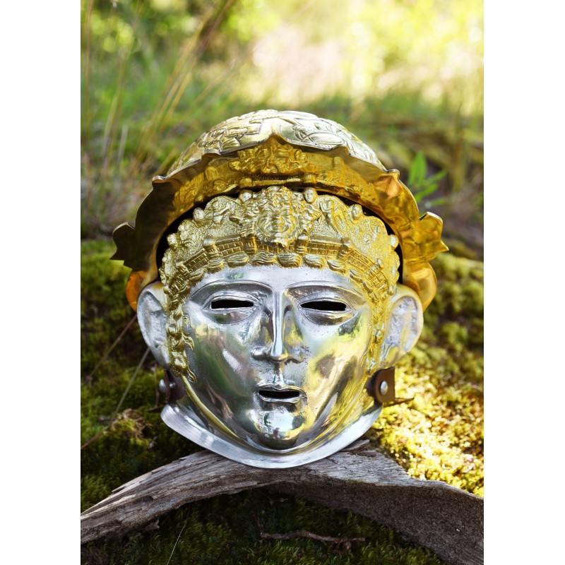 Elmo da cavalleria romana Ribchester. La Casa del Recreador