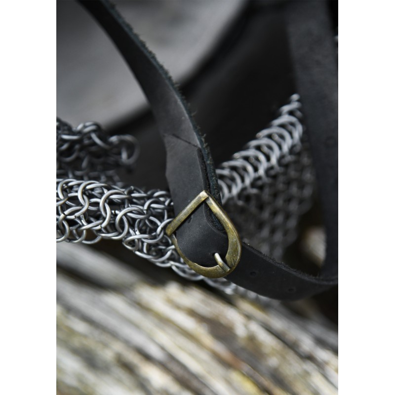 Yelmo Ultramontano. Tipo De Gran Yelmo Utilizado En Europa