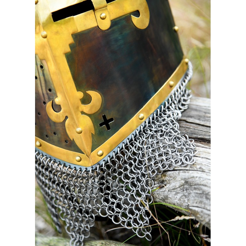 Yelmo Ultramontano. Tipo De Gran Yelmo Utilizado En Europa