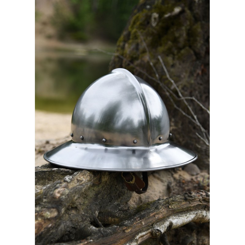 Capelina Edad Media O Casco De Los Peones