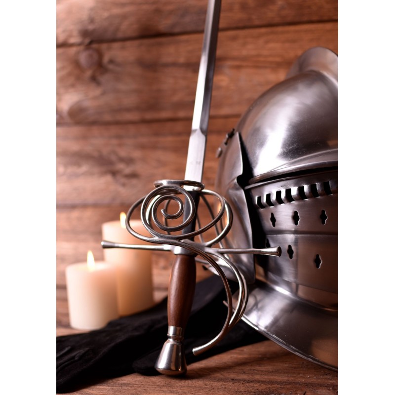 Ropera Española Con Vaina. Siglo XVII y pomo de madera