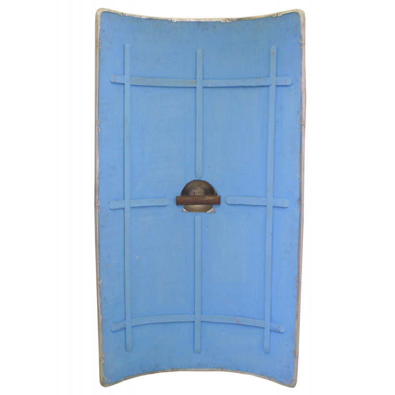 Scudo romano dell'Alto Impero. Scutum romano rettangolare imperiale.