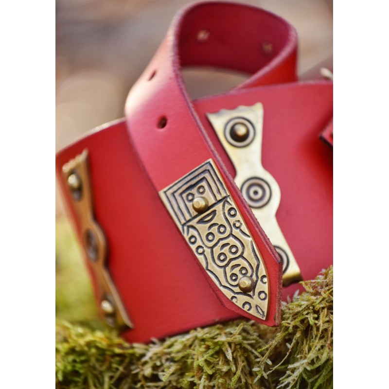 Cinturón militar romano utilizado en época tardía. Siglo IV d.C.