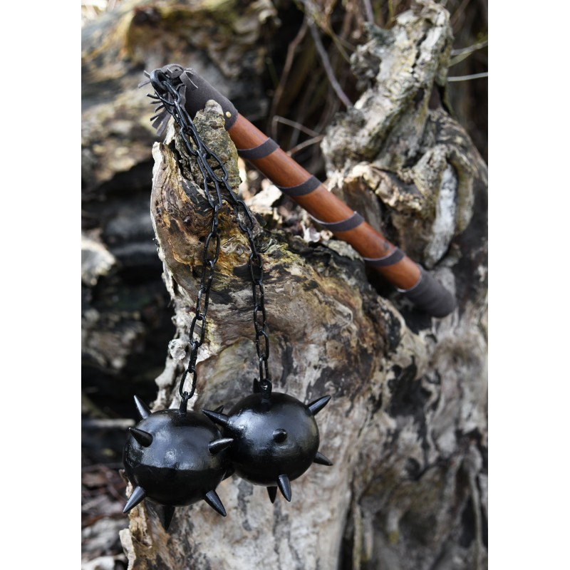 Arma Medieval De La Familia De Las Mazas. Siglo XII.