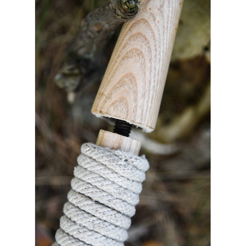 Pilum leggero con asta in legno e punta in ferro incorporata